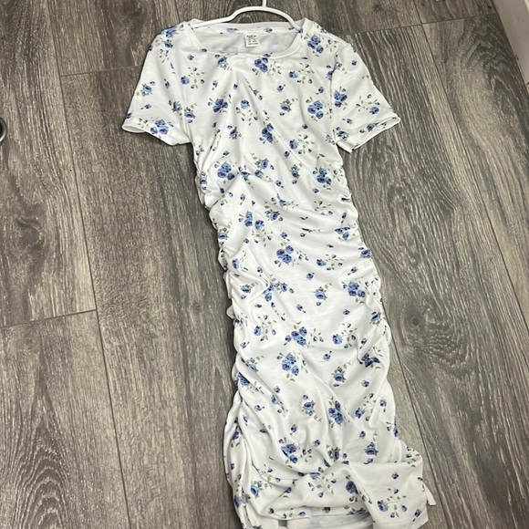 SHEIN | Dresses | Long Scrunched White And Blue Flowered Dress | Poshmark